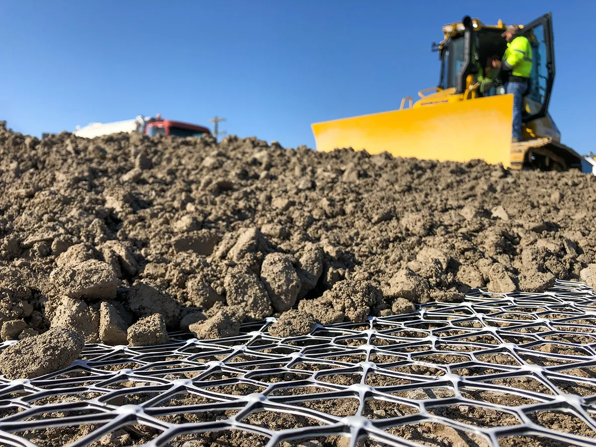 Cómo la Geomalla Triaxial Mejora la Estabilidad del Suelo