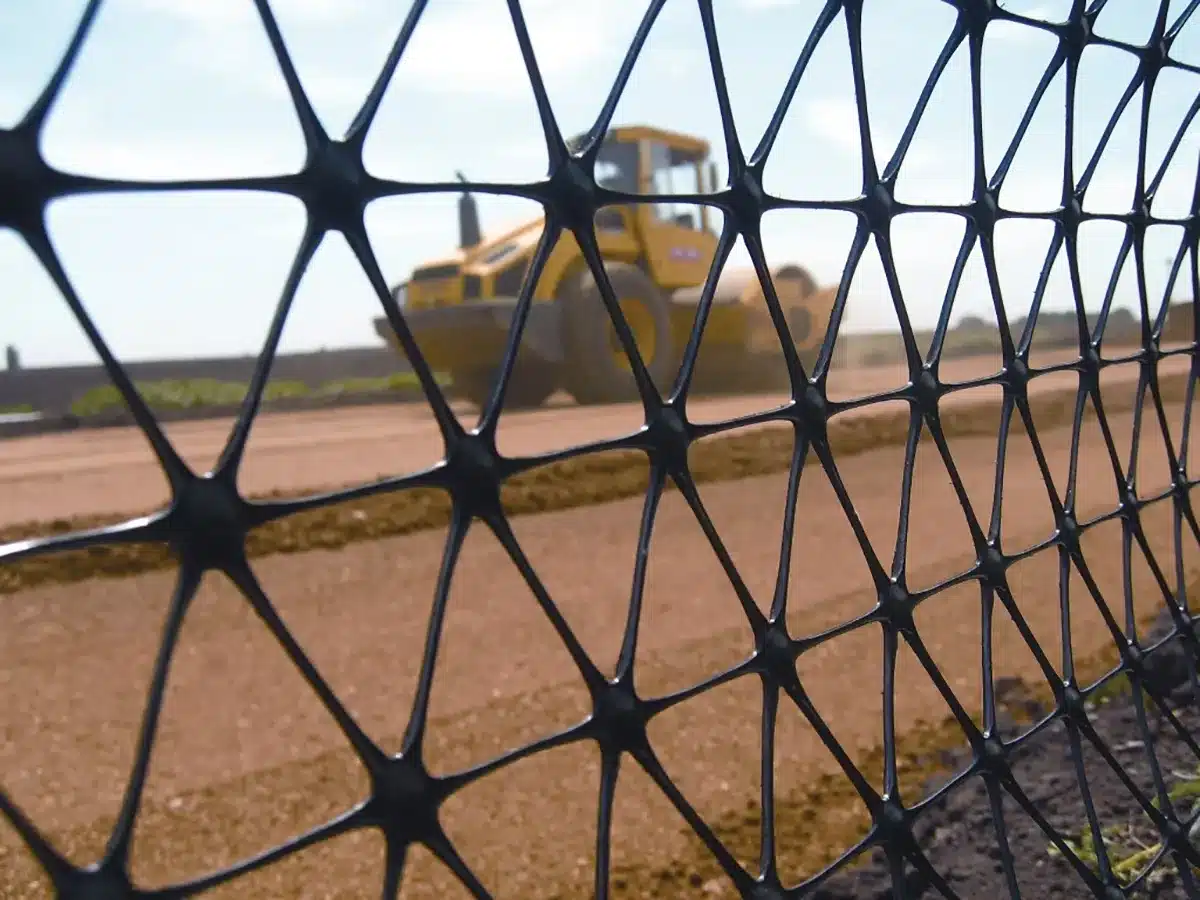 Geomallas Synteen: El futuro de la estabilización de suelos